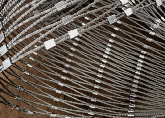 Luar Biasa X Cenderung Kabel Logam Mesh Horisontal / Vertikal Untuk ...